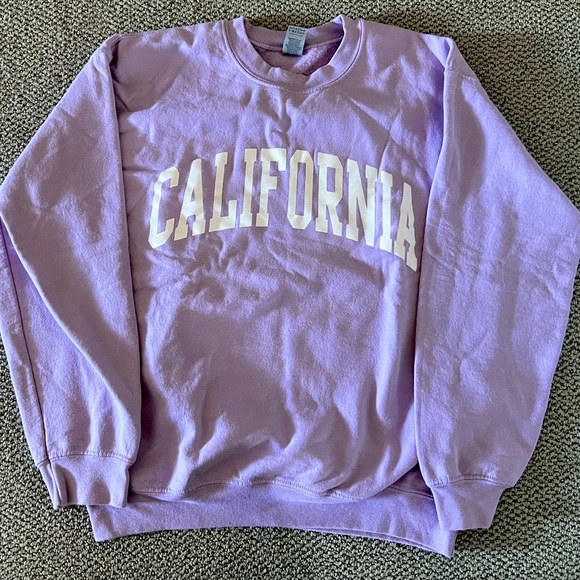 Gildan | Tops | Light Purple California Crew Neck | Poshmark